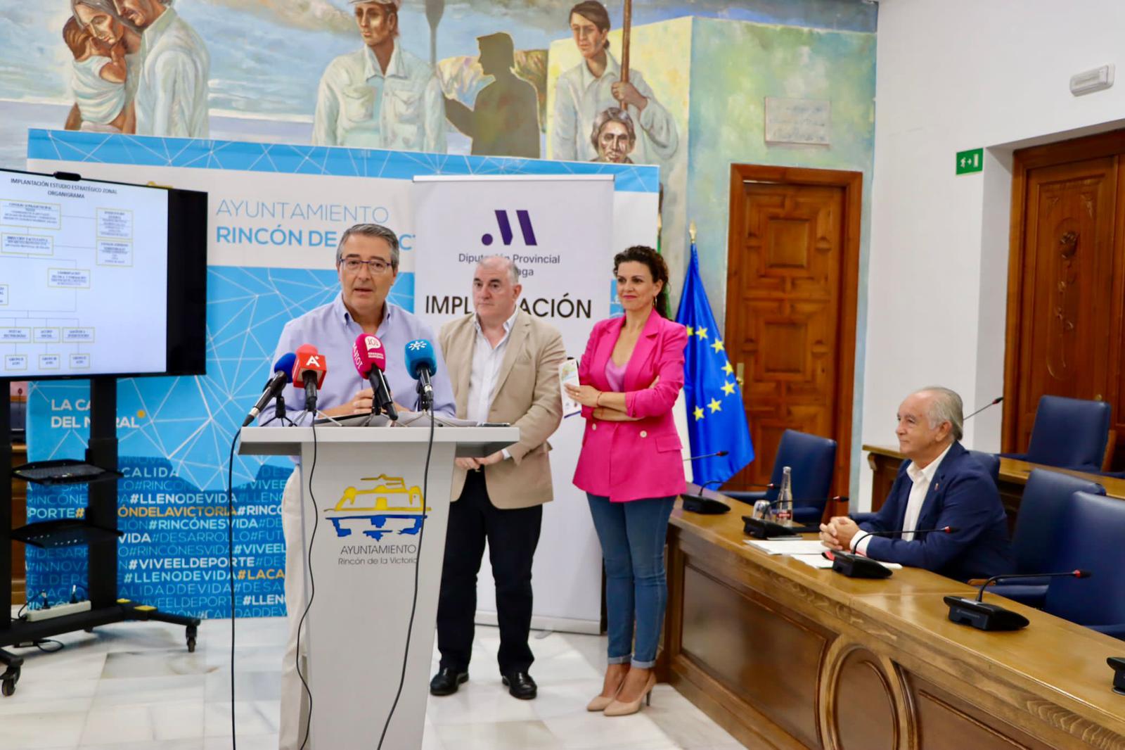 La Diputación presenta un estudio supramunicipal para la Axarquía